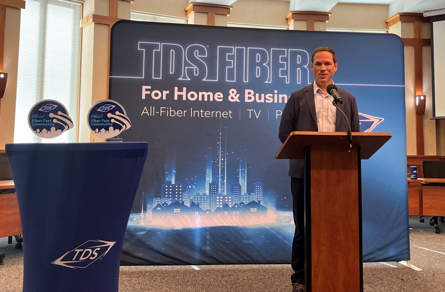 TDS Celebrates Completion of Whitewater Fiber Network with Fiber-Fast ...